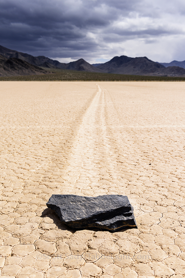 death valley racetrack stones